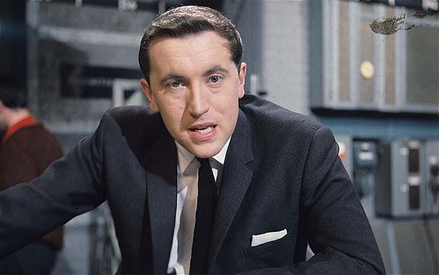 U.K. Journalist David Frost Famous for Nixon Interviews Dies at Age 74 ...